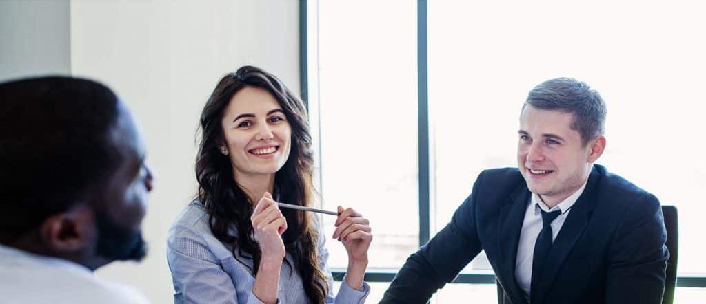 Best way to make a good First Impression – GradSiren Career Guide